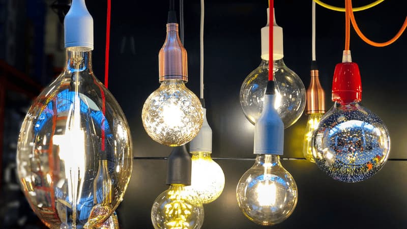 The Ultimate Guide To Light Bulbs: Types And Manufacturing