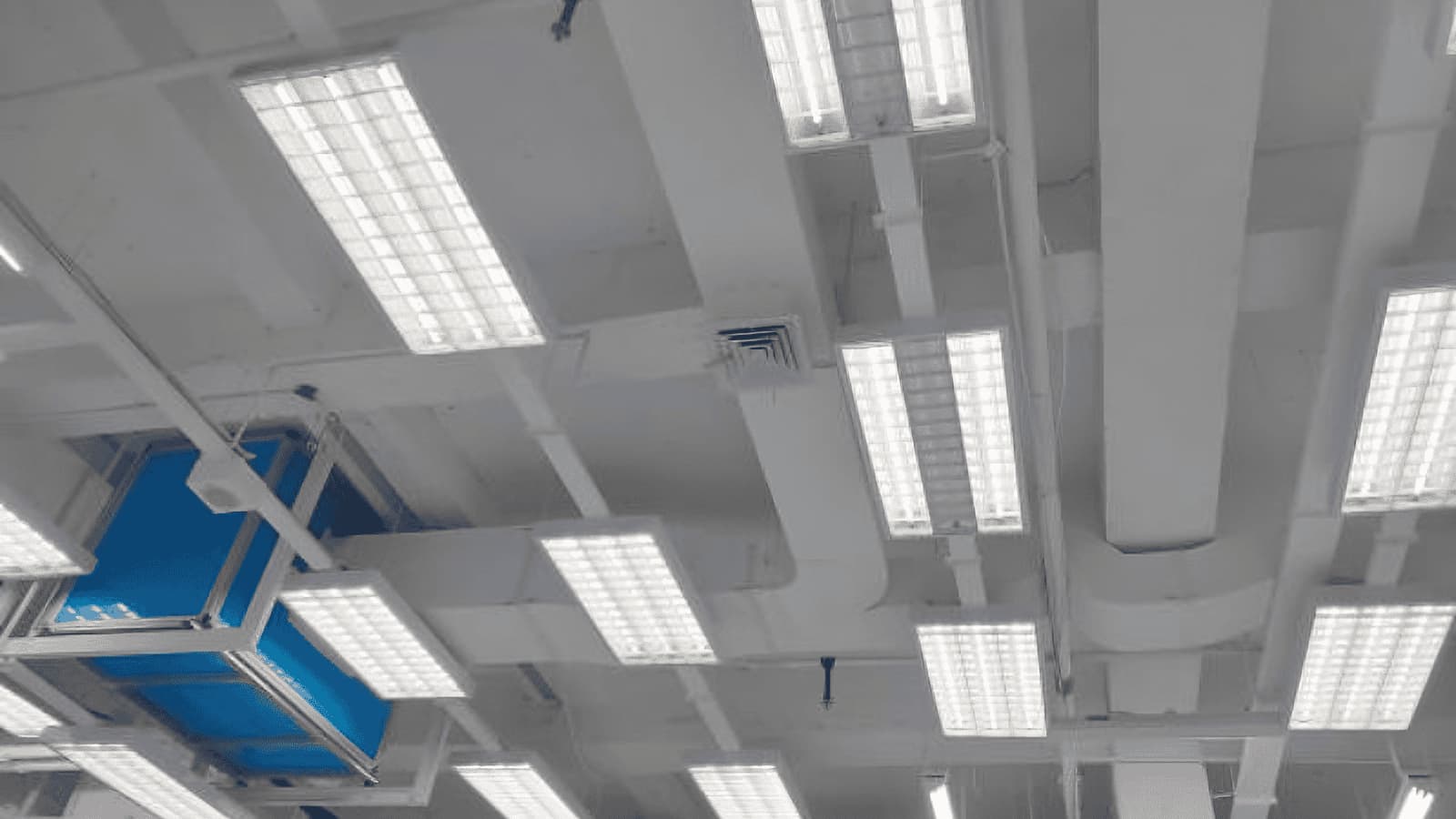 The Best LED Shop Lights For Brightening Your Workspace.