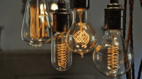 The Ultimate Guide To Light Bulbs: Types And Manufacturing
