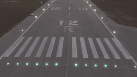 The Guide To Airport Runway Lights Color And Spacing