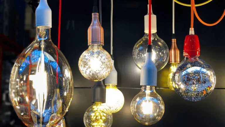 The Ultimate Guide To Light Bulbs: Types And Manufacturing