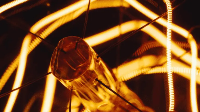 The Ultimate Guide To Light Bulbs: Types And Manufacturing