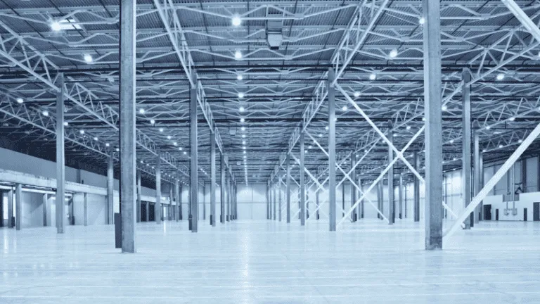 High Bay Vs. Low Bay Light Fixtures: What's The Difference? - Risun