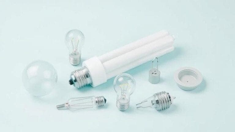 Fluorescent Light Bulbs: How They Work & Where To Use Them