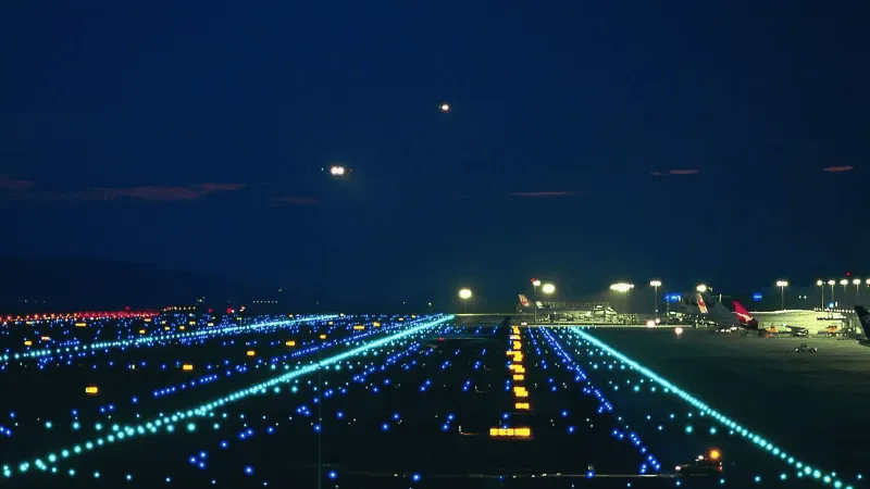 The Guide To Airport Runway Lights Color And Spacing